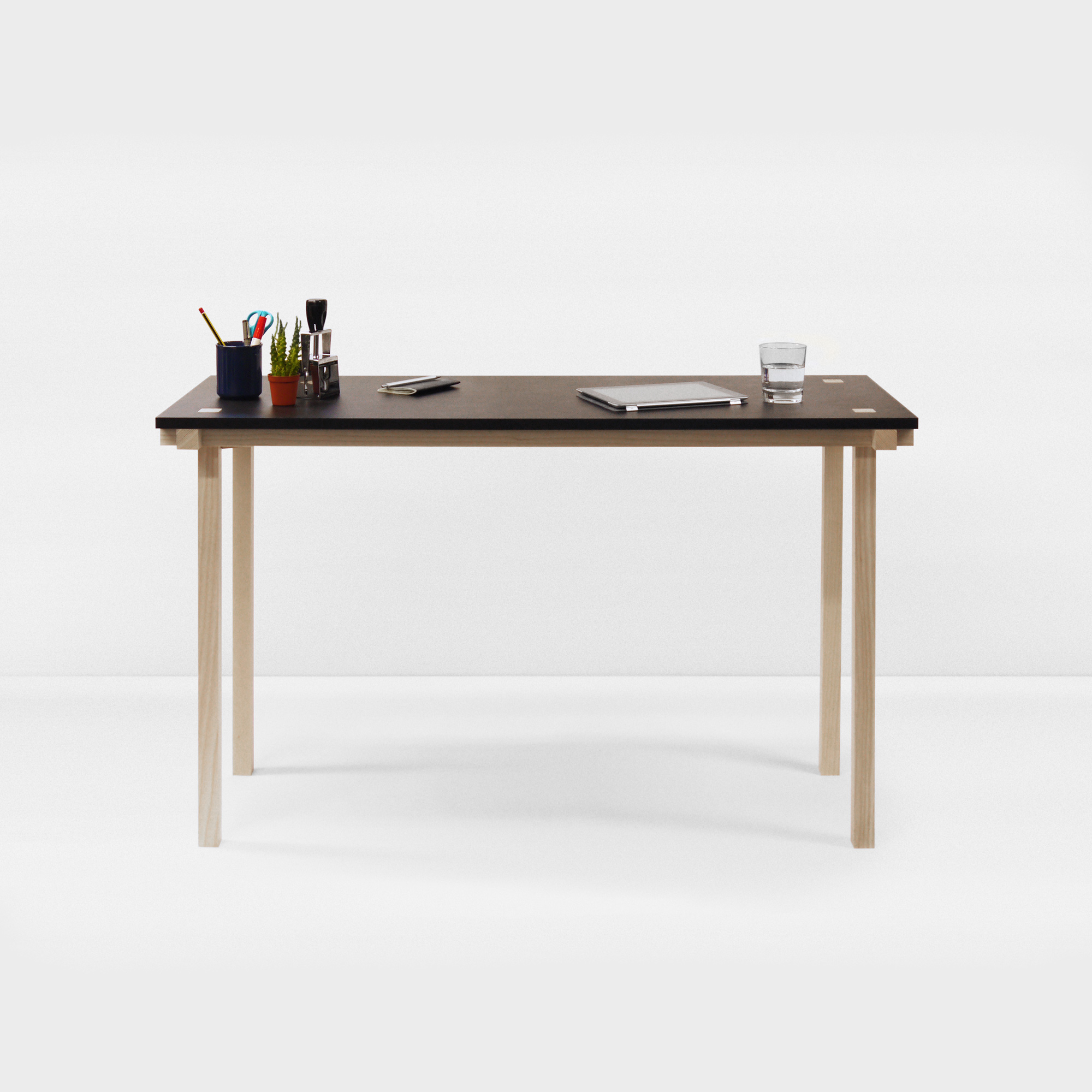 Knot Table | MWA