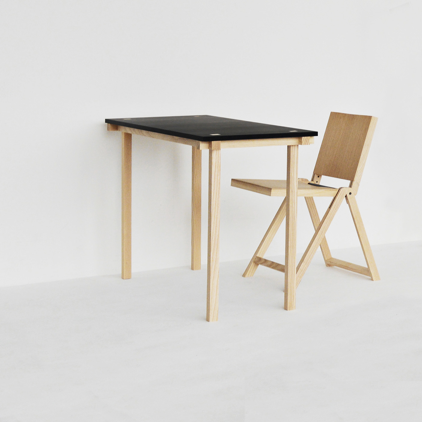 Knot Table | MWA